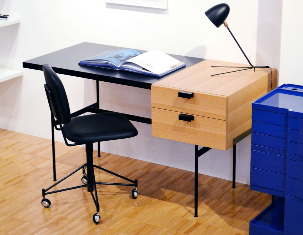 新商品 F031限定カラー／ナチュラルオーク（限定10台） | 株式会社メトロポリタンギャラリー